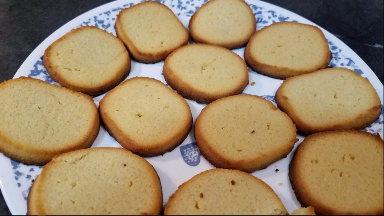 Low Carb Cream Cheese Cookies - Marlo Fullerton - Marlo Gets Fit